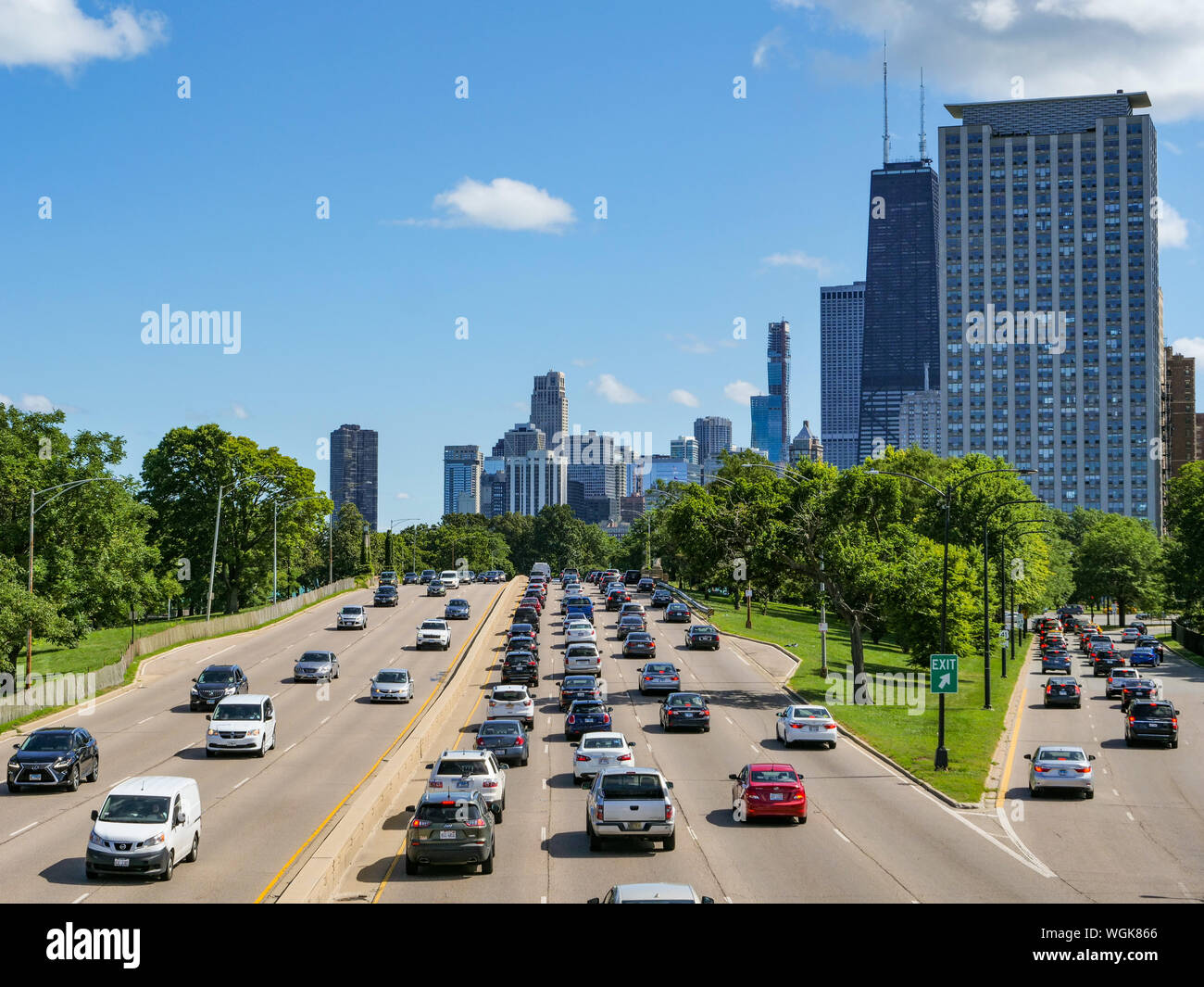 Heavy traffic on southbound Lake Shore Drive, Chicago, Illinois Stock ...