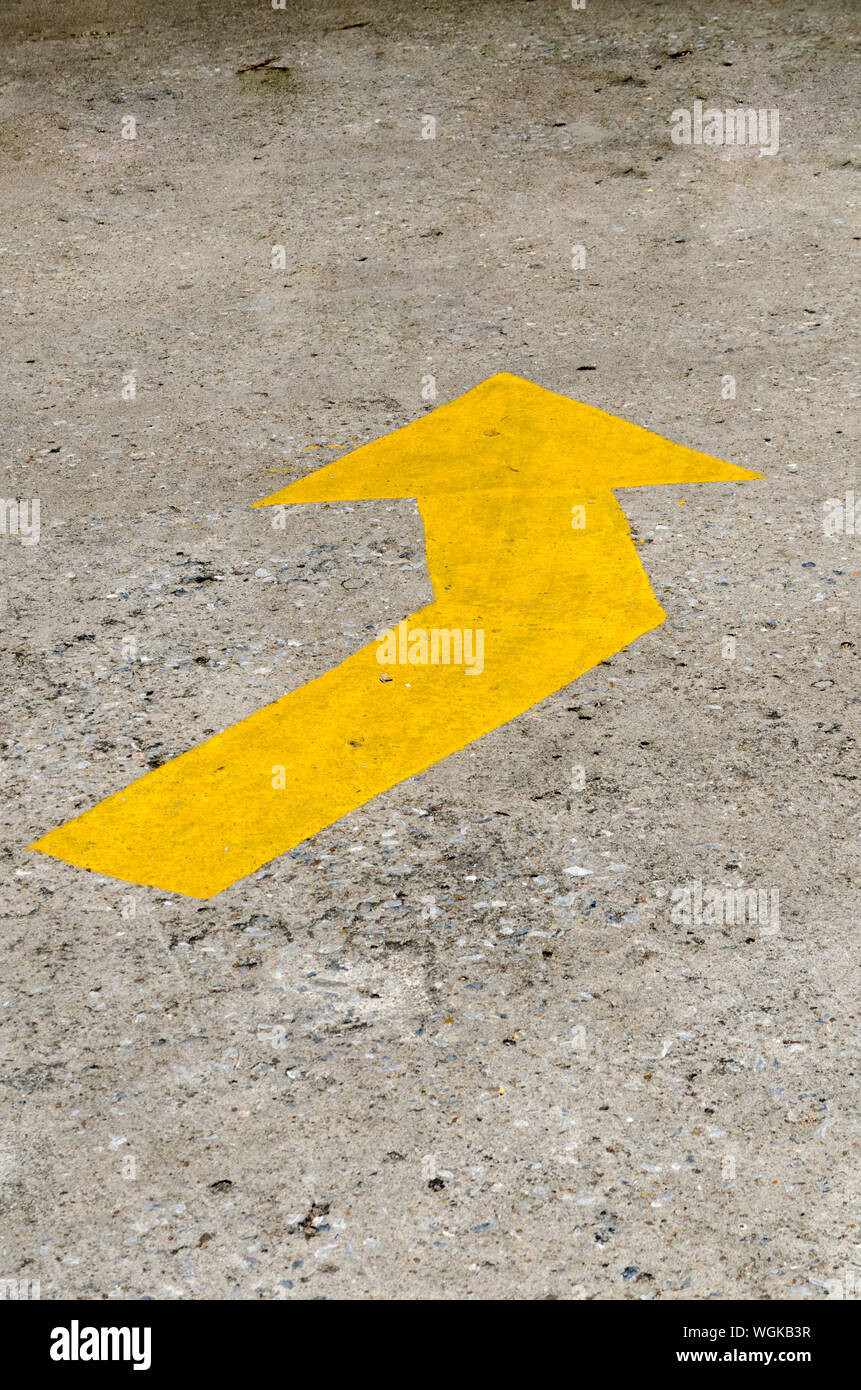 Yellow Arrow Symbol Road Arrow Symbol High Resolution Stock Photography ...