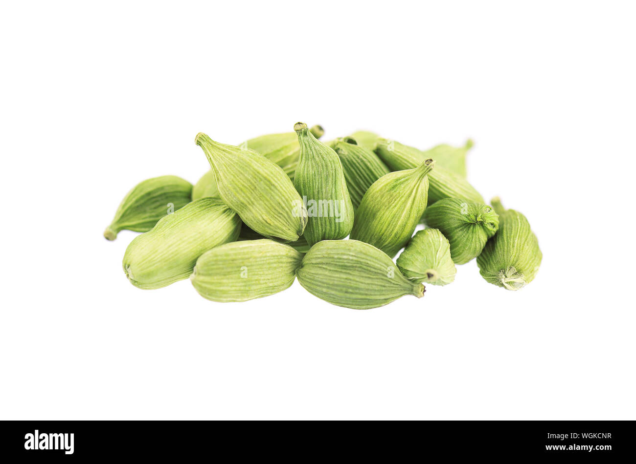Cardamom pods isolated on white background. Green cardamon seeds ...