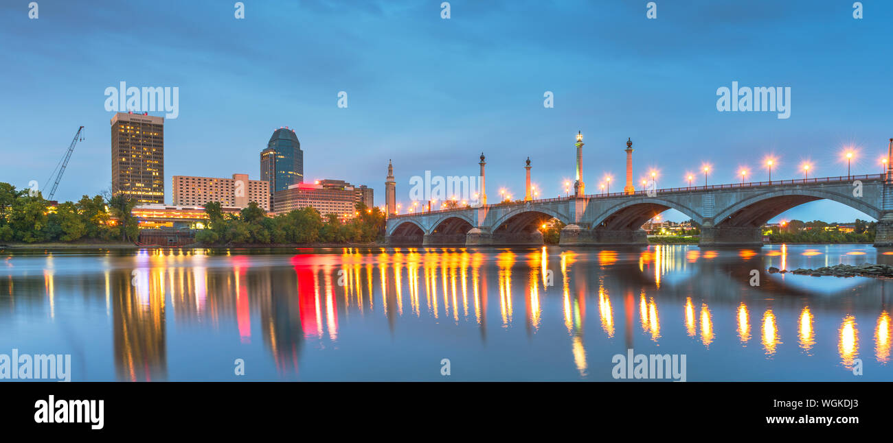 Springfield, Massachusetts, USA downtown skyline at dusk Stock Photo ...
