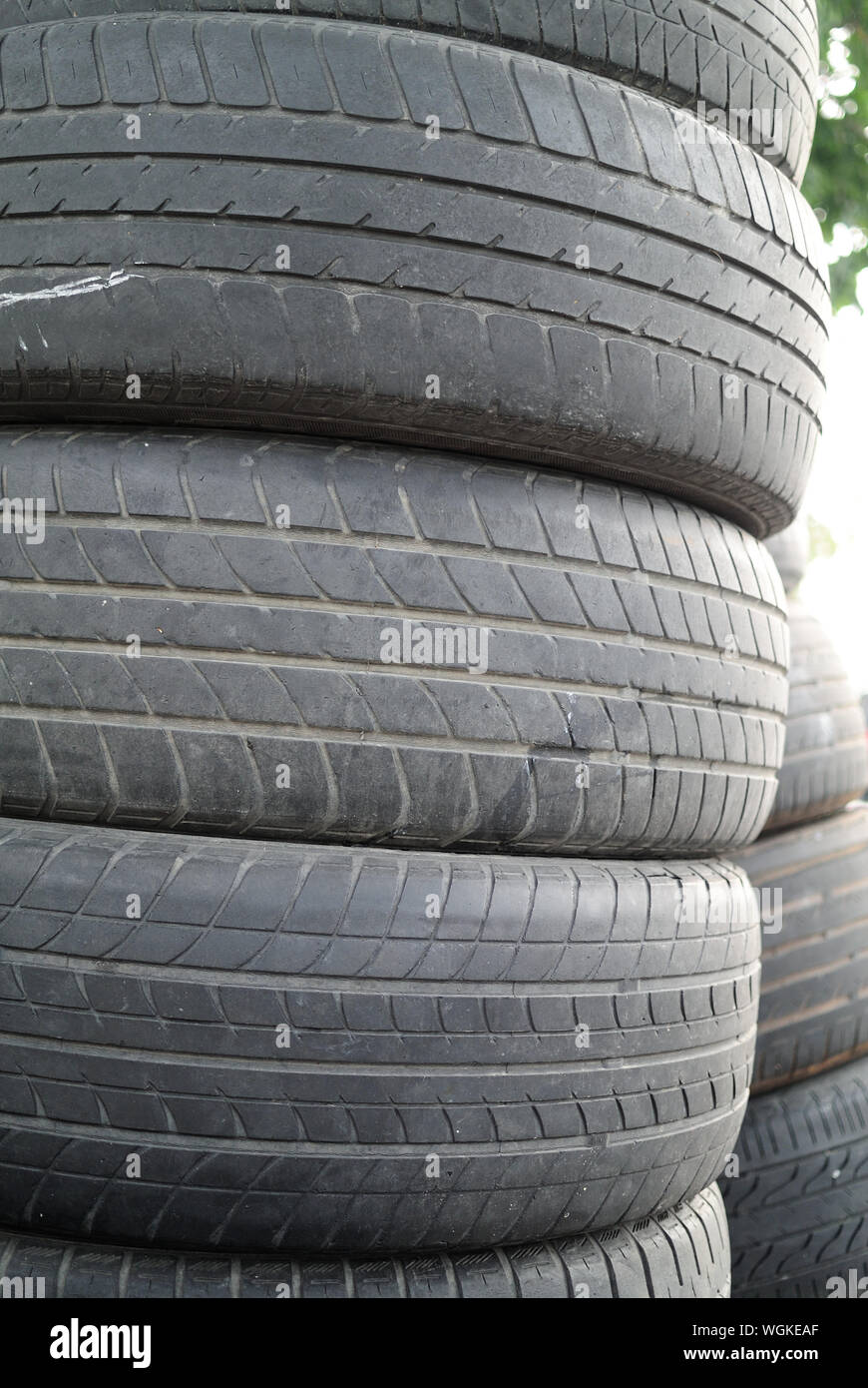 Stack of tires hi-res stock photography and images - Alamy