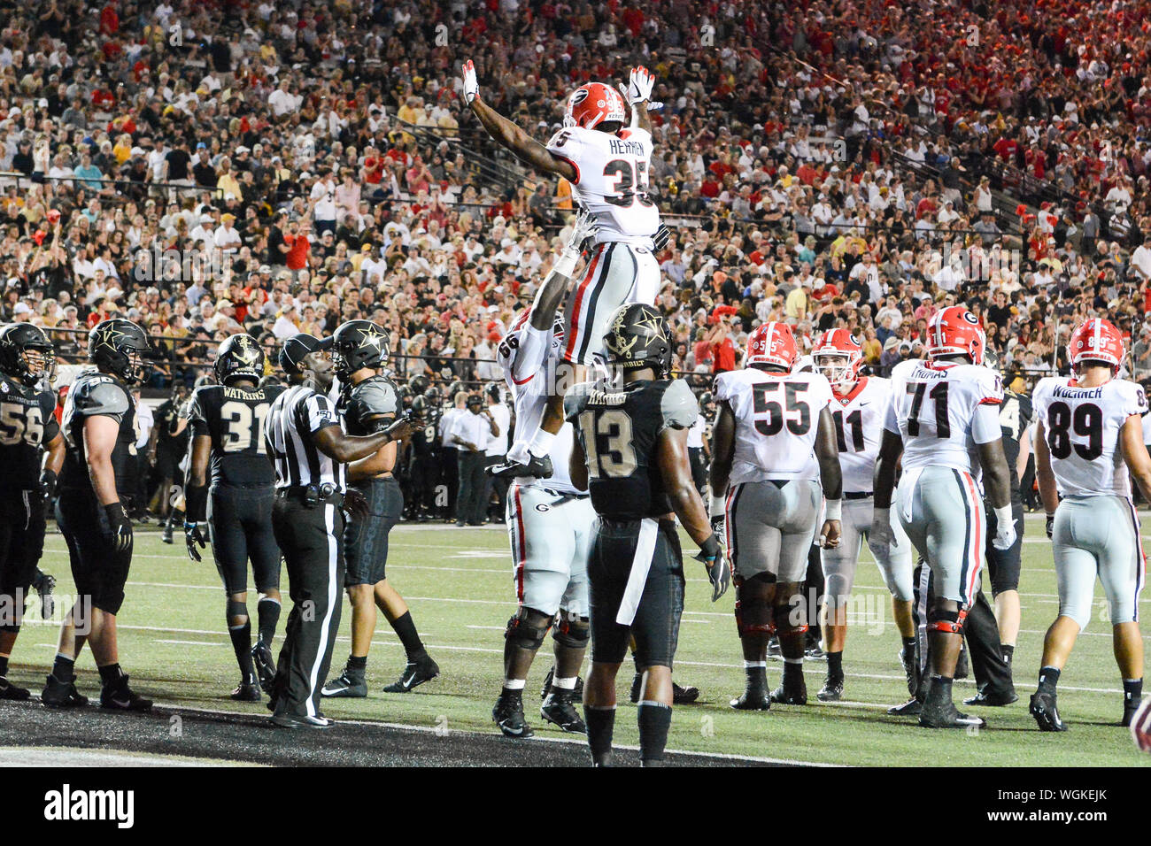 August 31, 2019: Georgia running back Brian Herrien (35) celebrates his ...