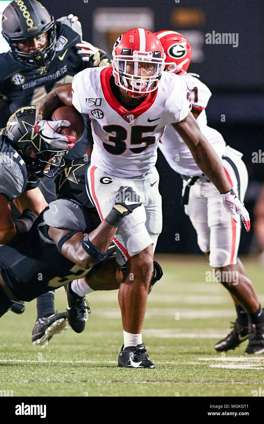 August 31, 2019: Georgia running back Brian Herrien (35) running with ...