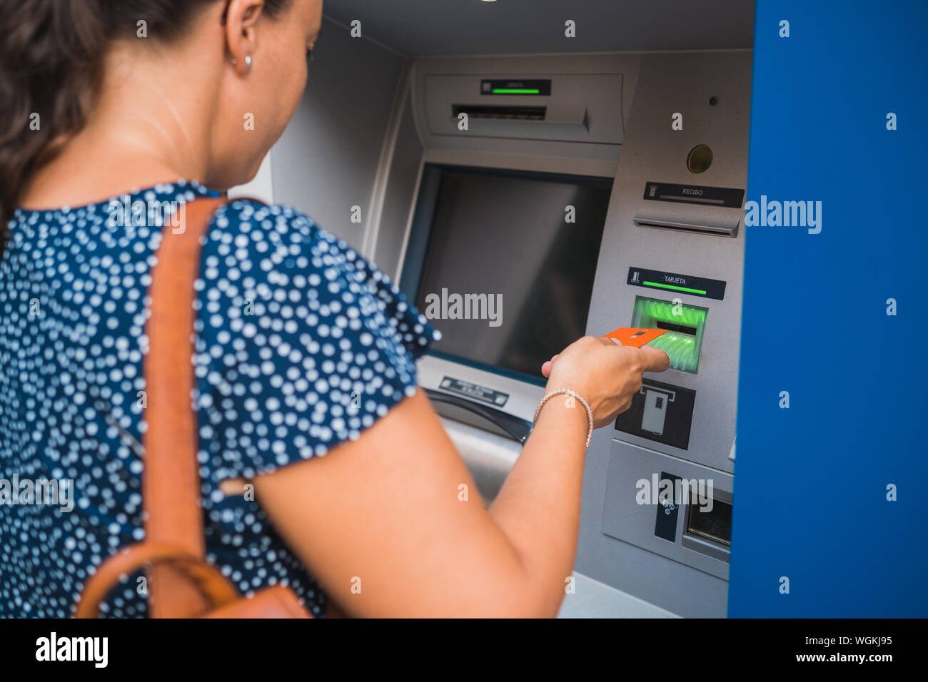 Automated identification hi-res stock photography and images - Alamy