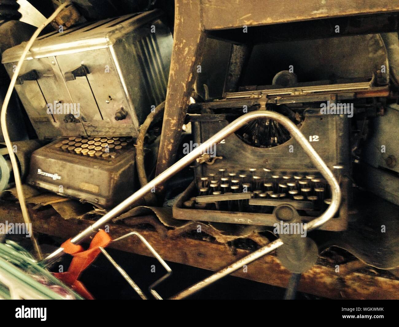 Run down cash hi-res stock photography and images - Alamy