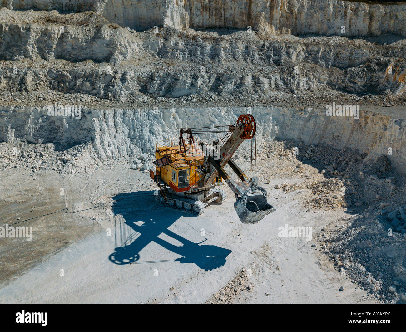 Cable operated excavator hi-res stock photography and images - Alamy