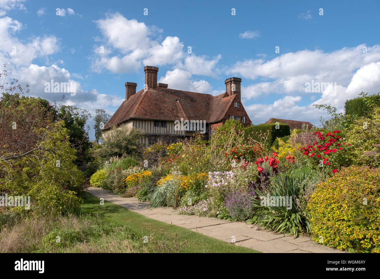 Long Border Great Dixter Stock Photos & Long Border Great Dixter Stock ...