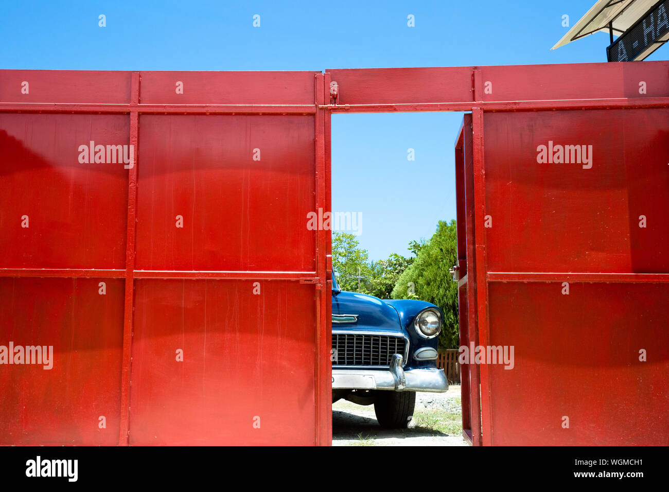 Car behind hi-res stock photography and images - Alamy