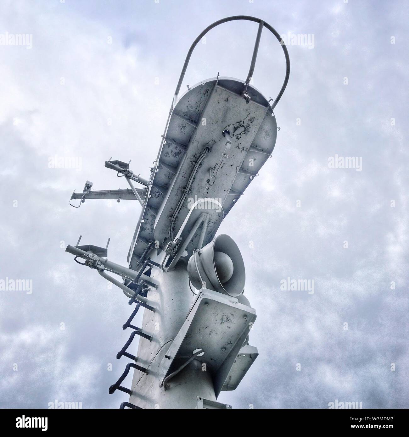 Periscope High Resolution Stock Photography and Images - Alamy