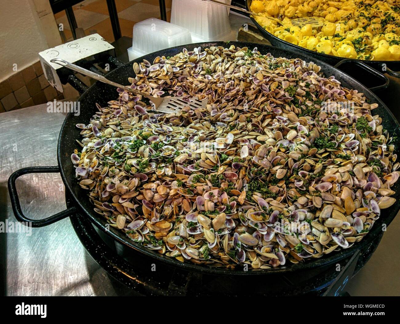 Container Clamps High Resolution Stock Photography and Images - Alamy