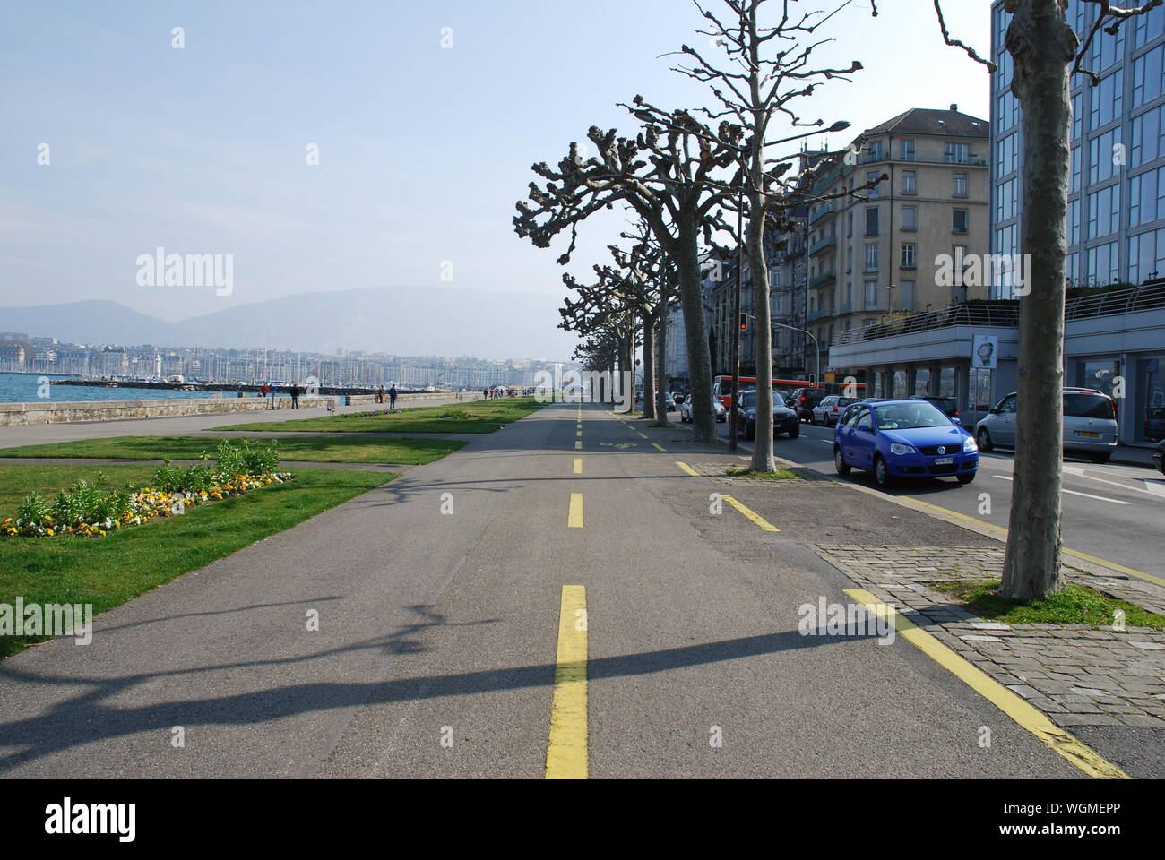 Road Passing Through City Stock Photo - Alamy