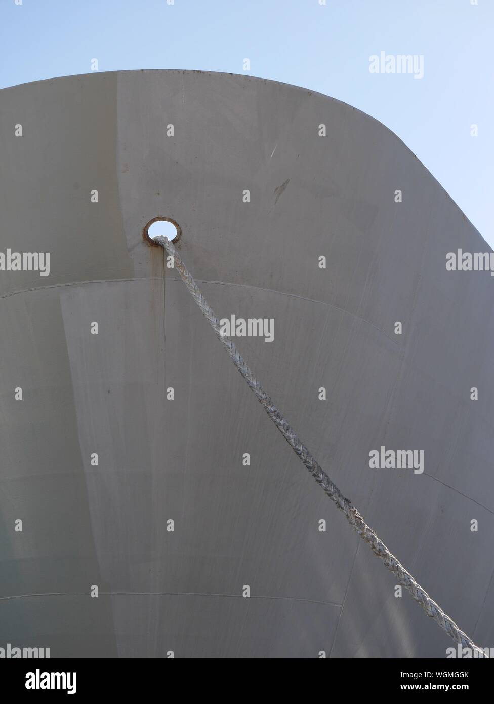 White ship rope hi-res stock photography and images - Alamy