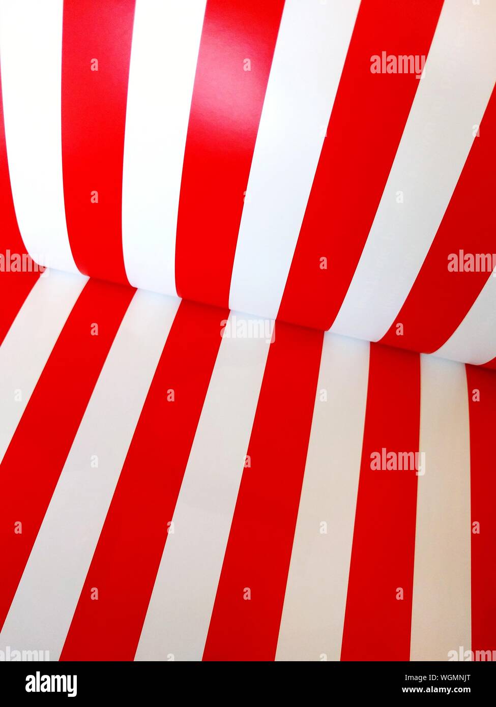 White and red striped flag hi-res stock photography and images - Alamy