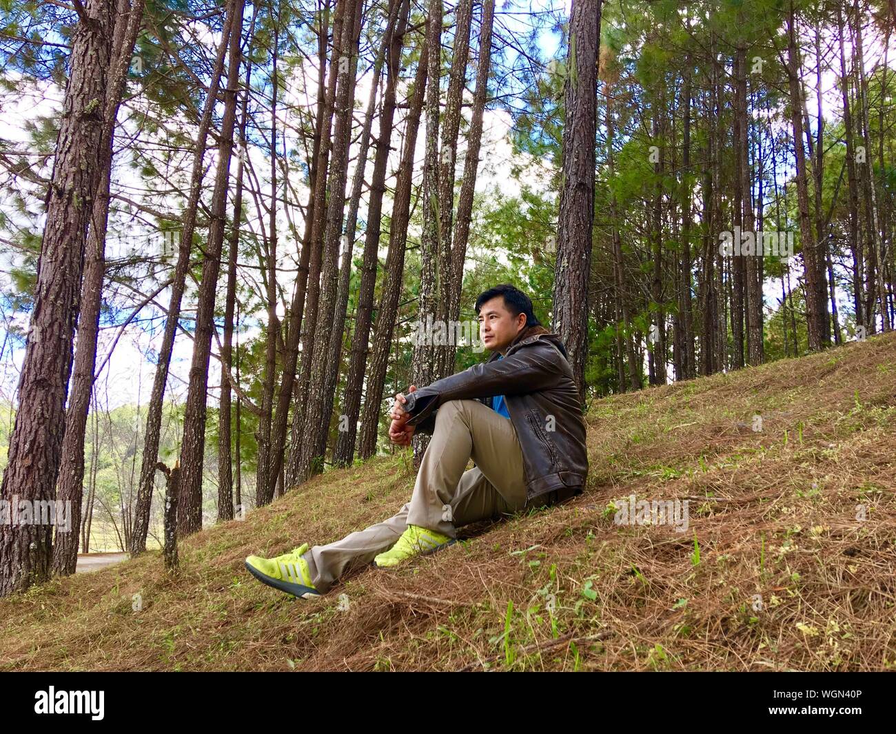Indian man relaxing hi-res stock photography and images - Alamy