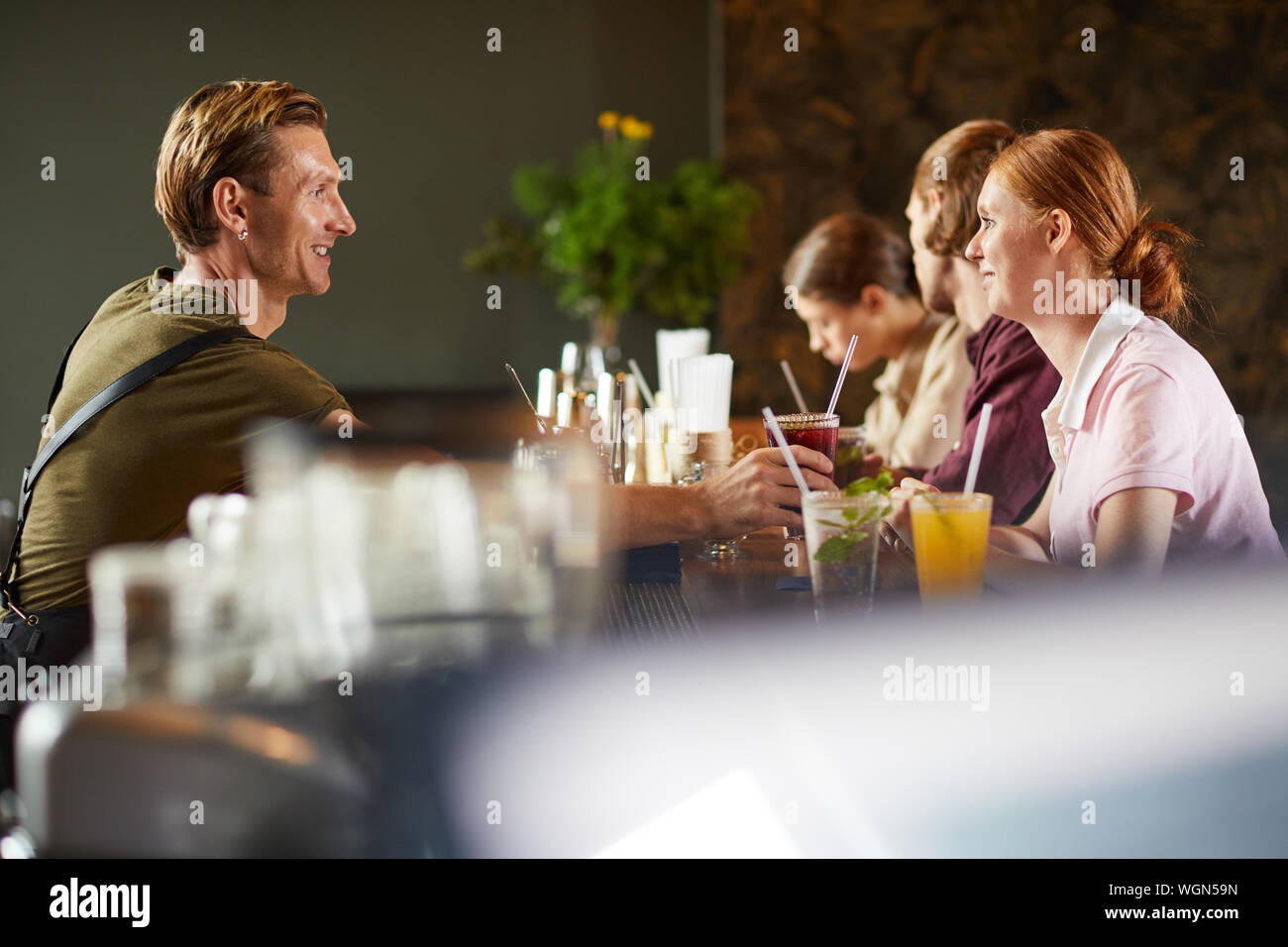 Sitting opposite sides table hi-res stock photography and images - Alamy