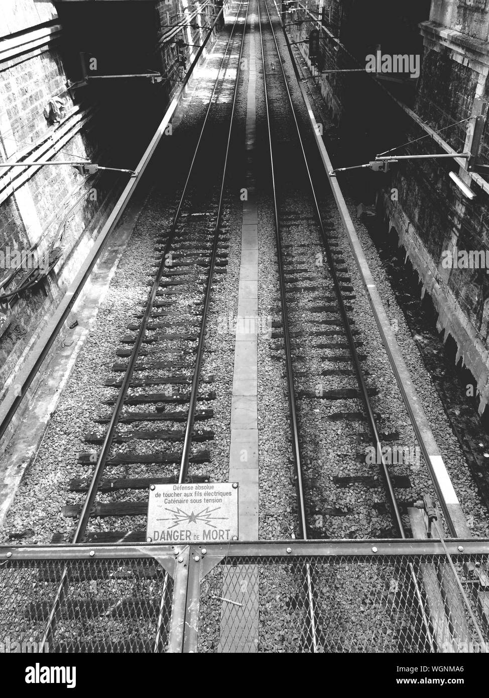 Elevated tracks Black and White Stock Photos & Images - Alamy