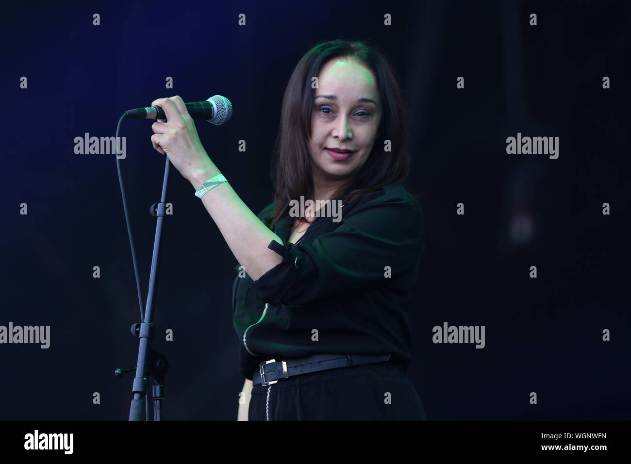 Echobelly hi-res stock photography and images - Alamy
