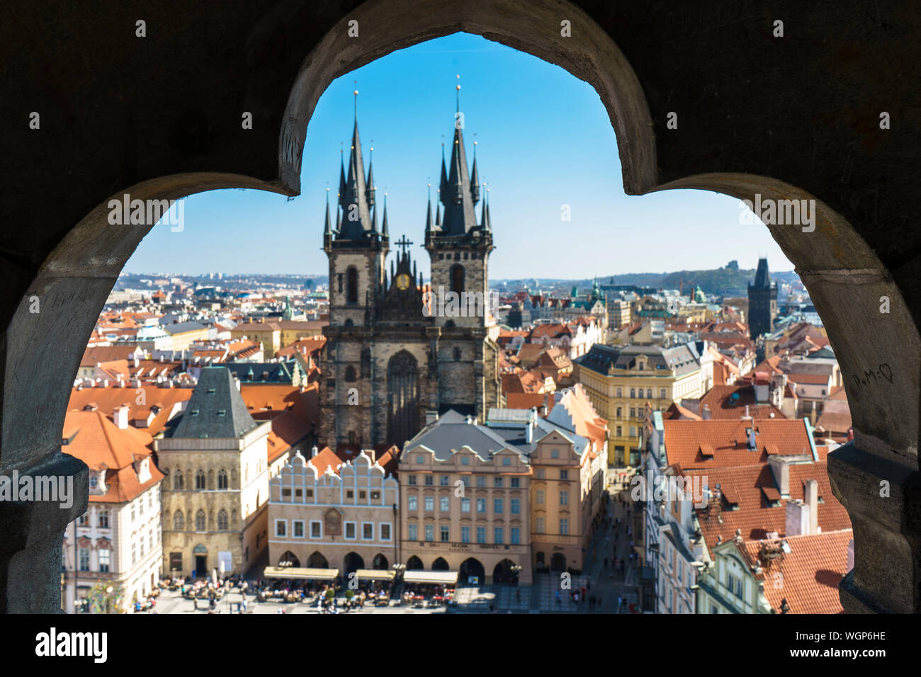 Medieval city window hi-res stock photography and images - Alamy