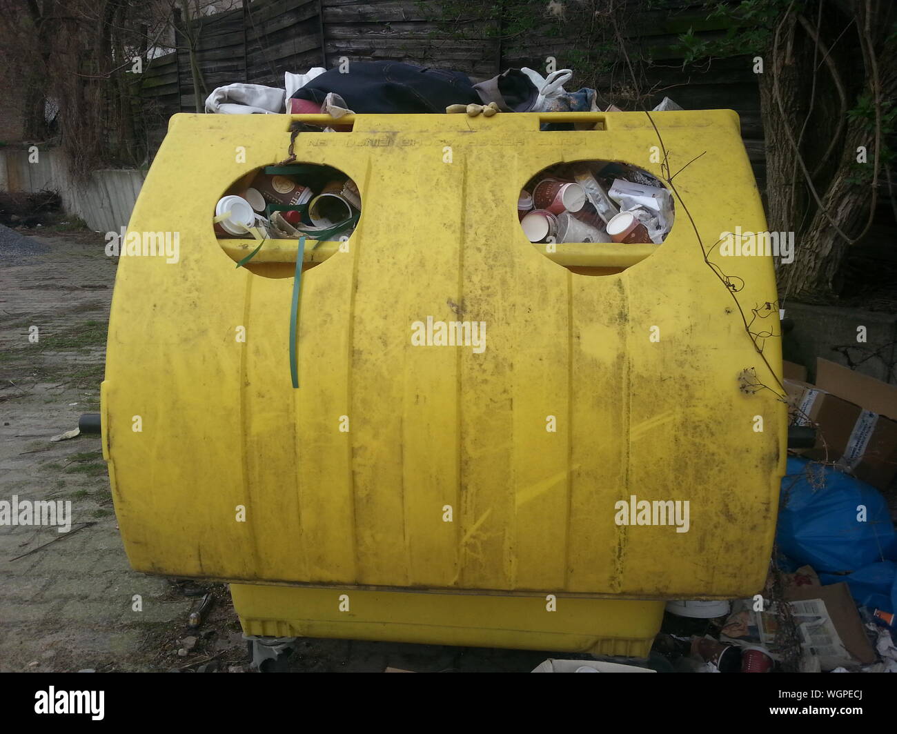 Full Of Garbage High Resolution Stock Photography and Images - Alamy