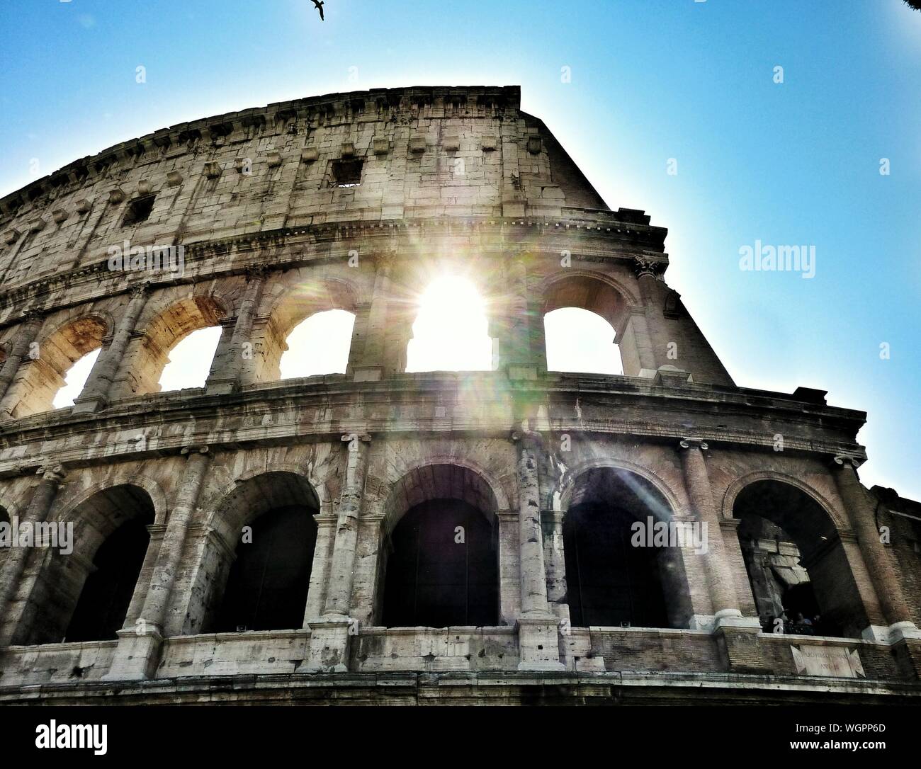 Rome coliseum lens flare hi-res stock photography and images - Alamy
