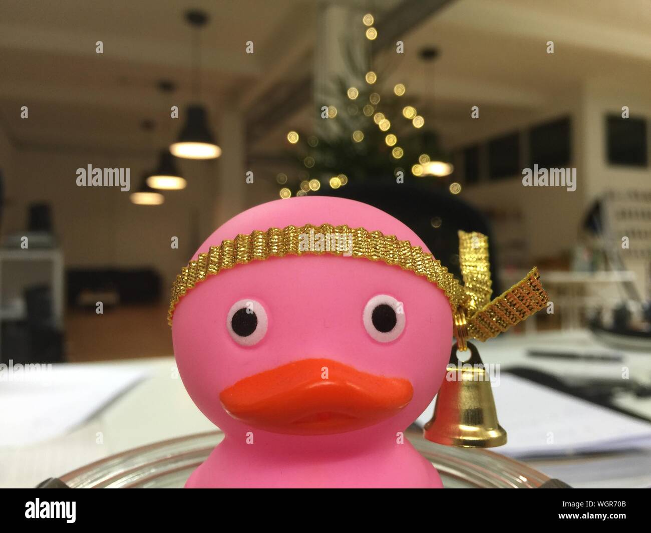 Pink and golden color hi-res stock photography and images - Alamy