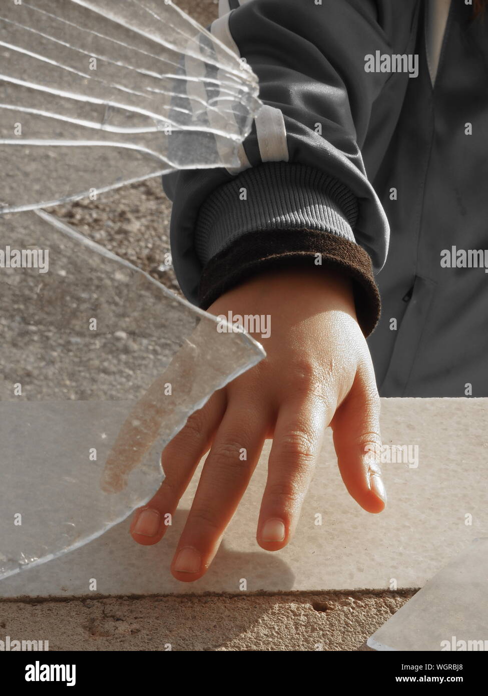 Hand broken hi-res stock photography and images - Alamy