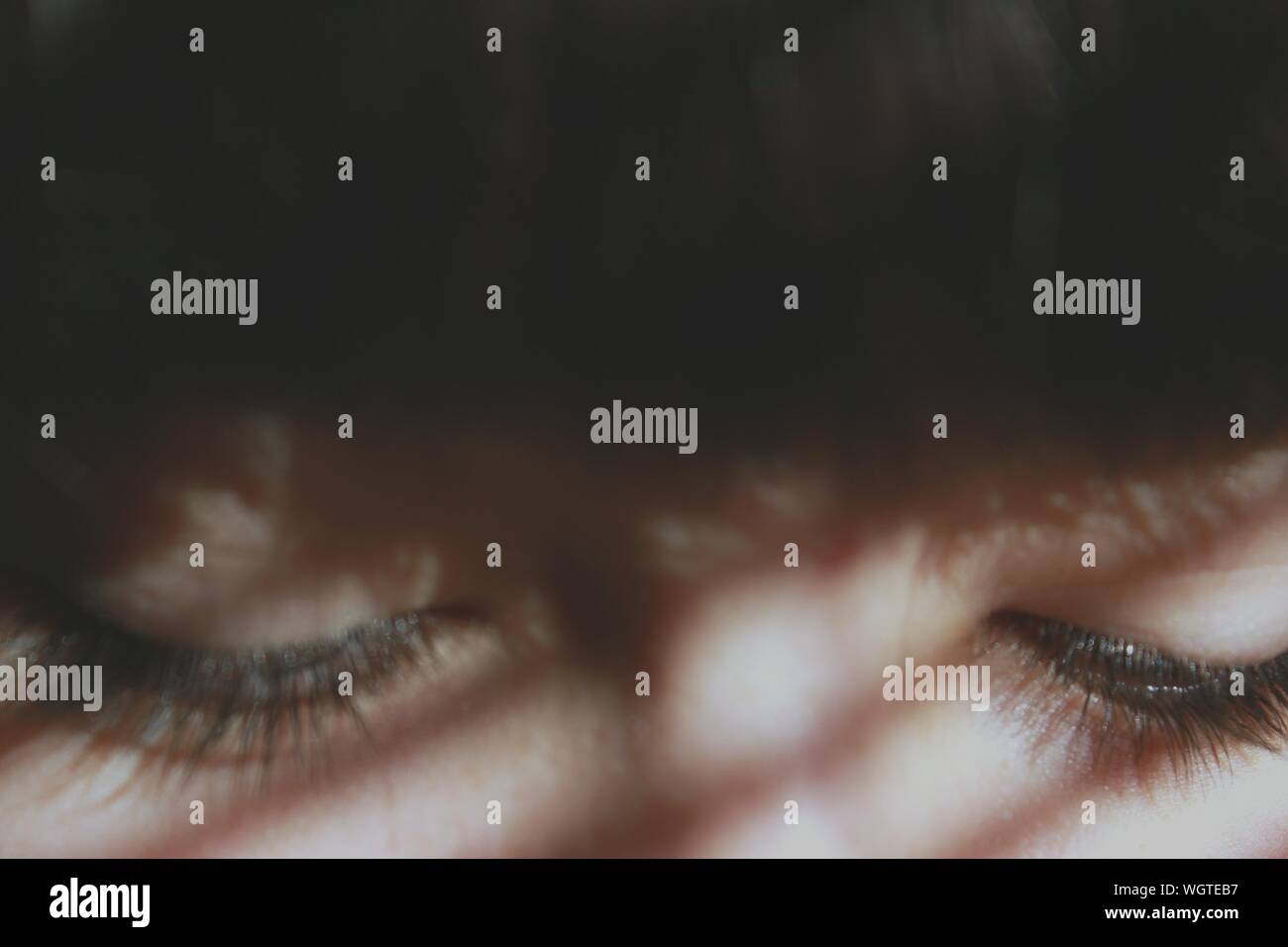 Human eyes shadow hi-res stock photography and images - Alamy
