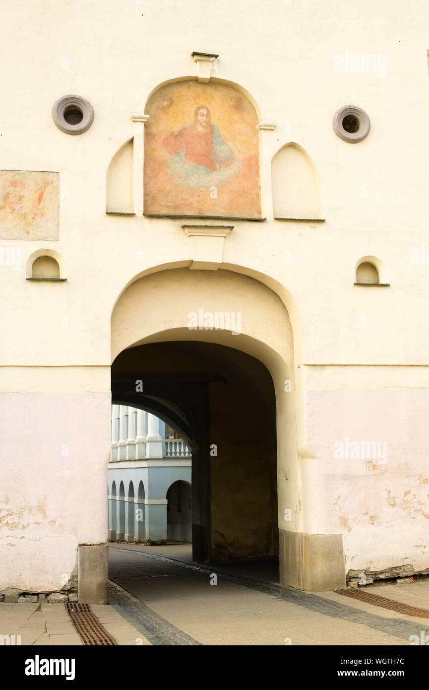 Gate of Dawn in Vilnius, Lithuania Stock Photo - Alamy