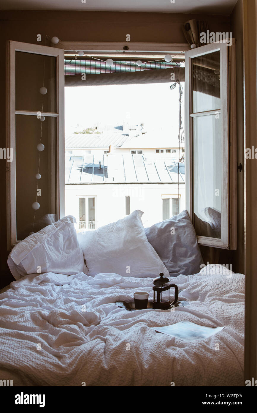 Open bedroom hi-res stock photography and images - Alamy