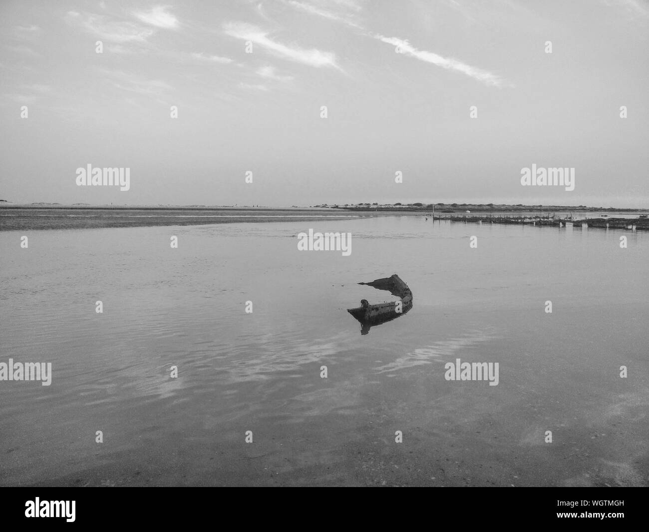 Boat Sinking High Resolution Stock Photography and Images - Alamy