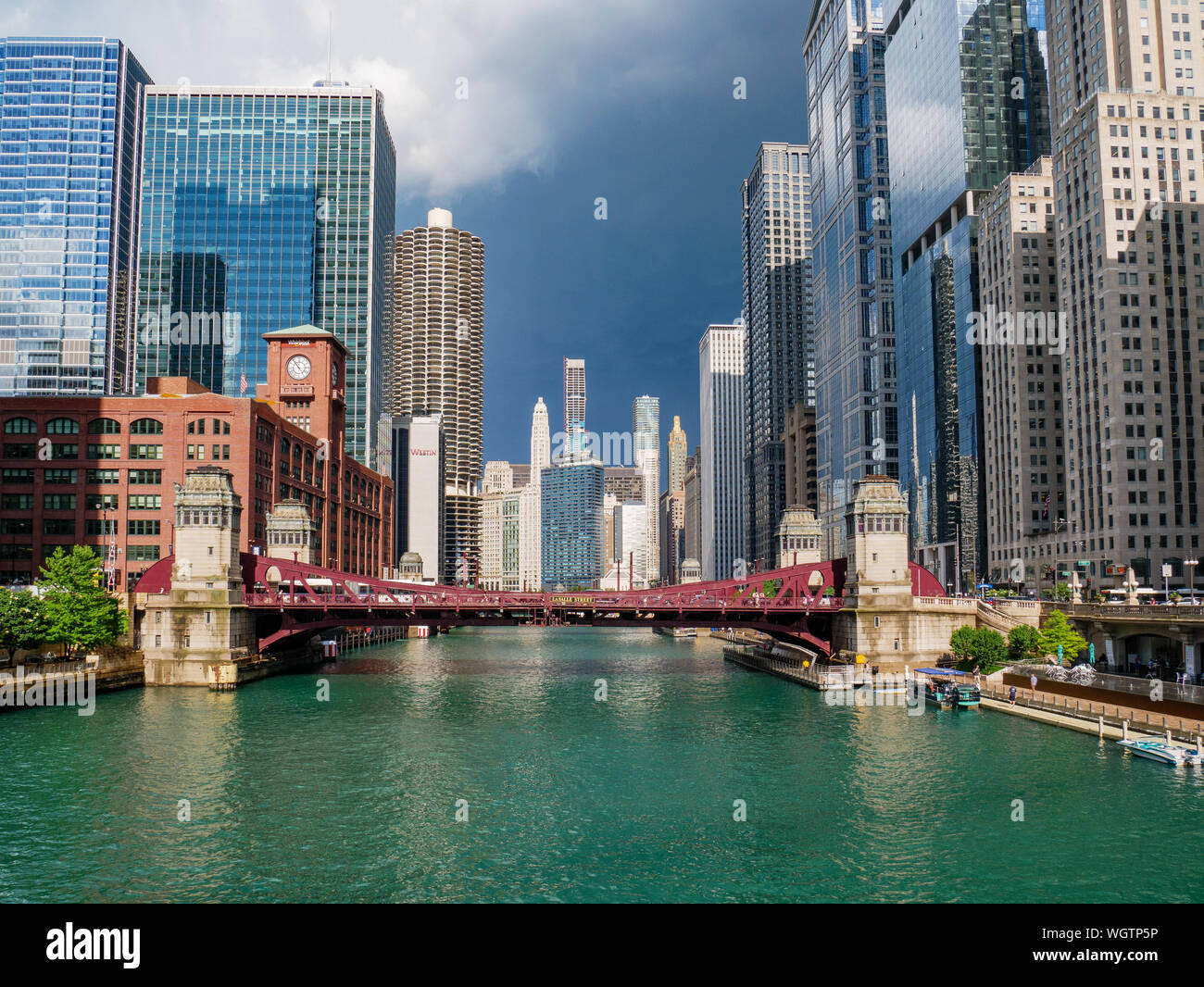 Urban waterway hi-res stock photography and images - Alamy