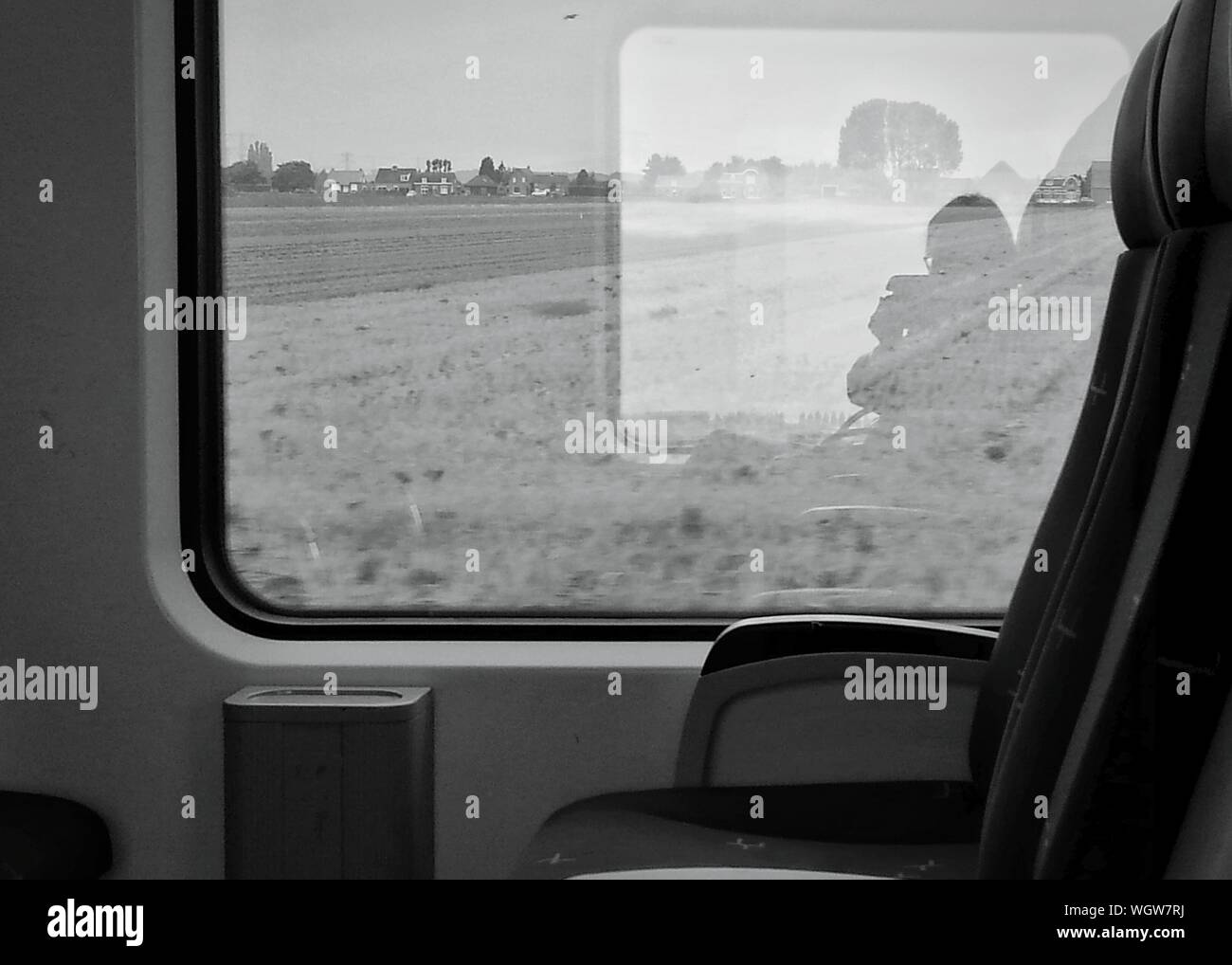 Person train window hi-res stock photography and images - Alamy