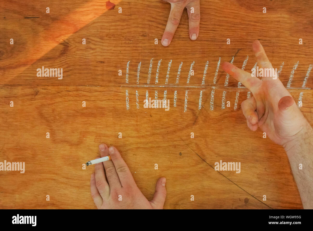 Hands rock paper scissors hi-res stock photography and images - Alamy