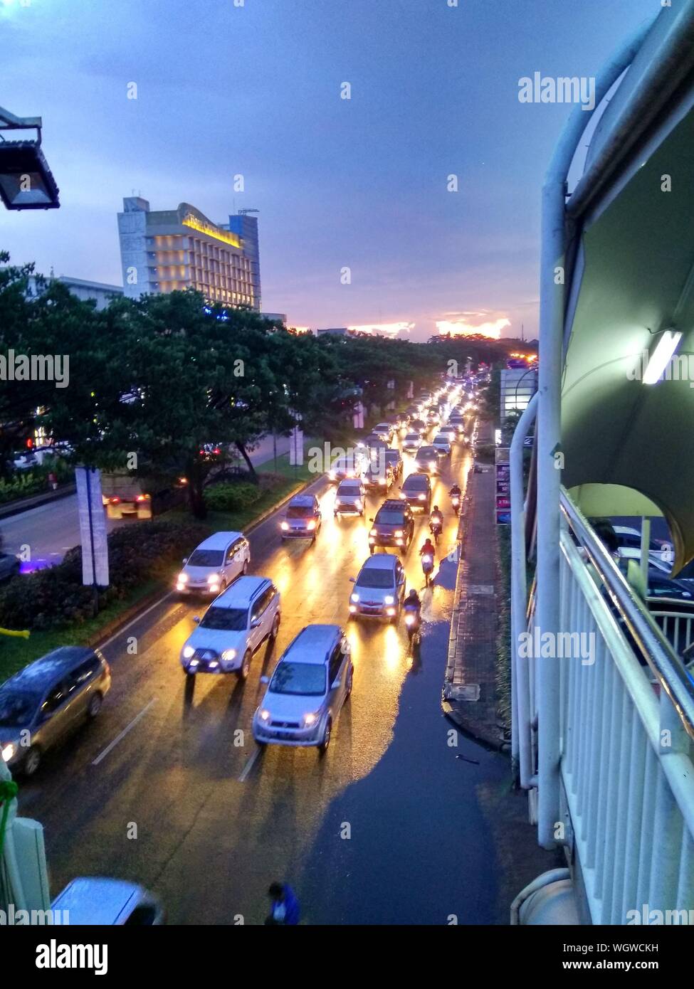 Man driving car night on hi-res stock photography and images - Alamy