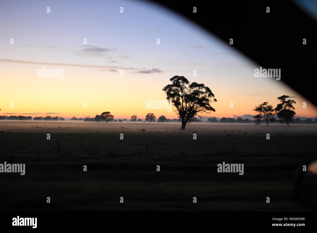 Sunset through car window hi-res stock photography and images - Alamy