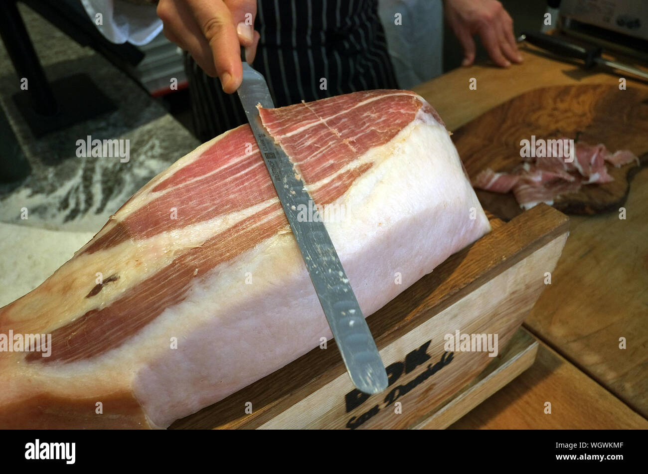 Bacon and knife hi-res stock photography and images - Alamy