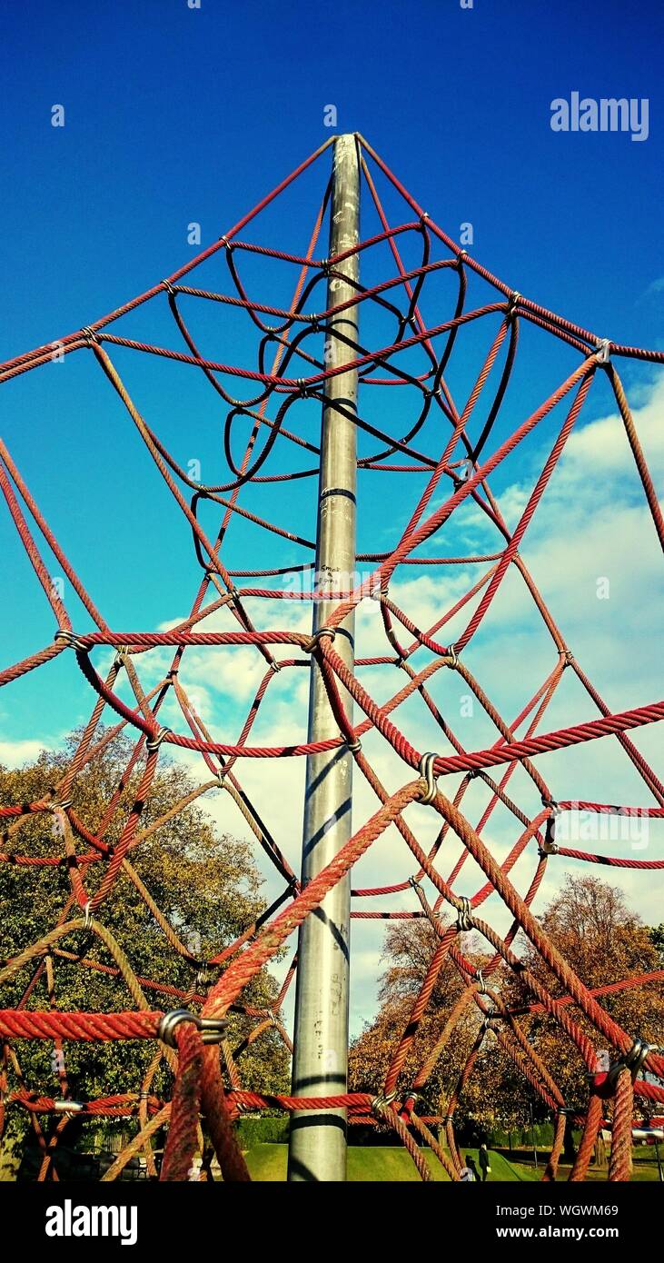 Gym rope hi-res stock photography and images - Alamy