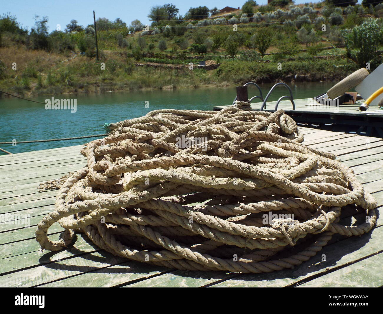 Rope in water hi-res stock photography and images - Alamy