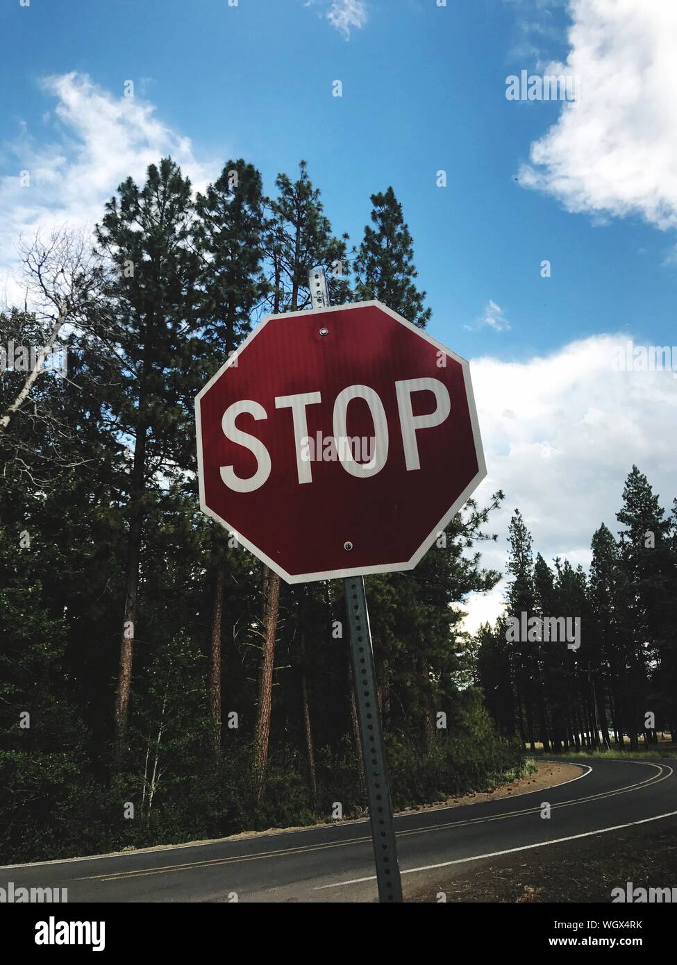 Stop at roadside hi-res stock photography and images - Alamy