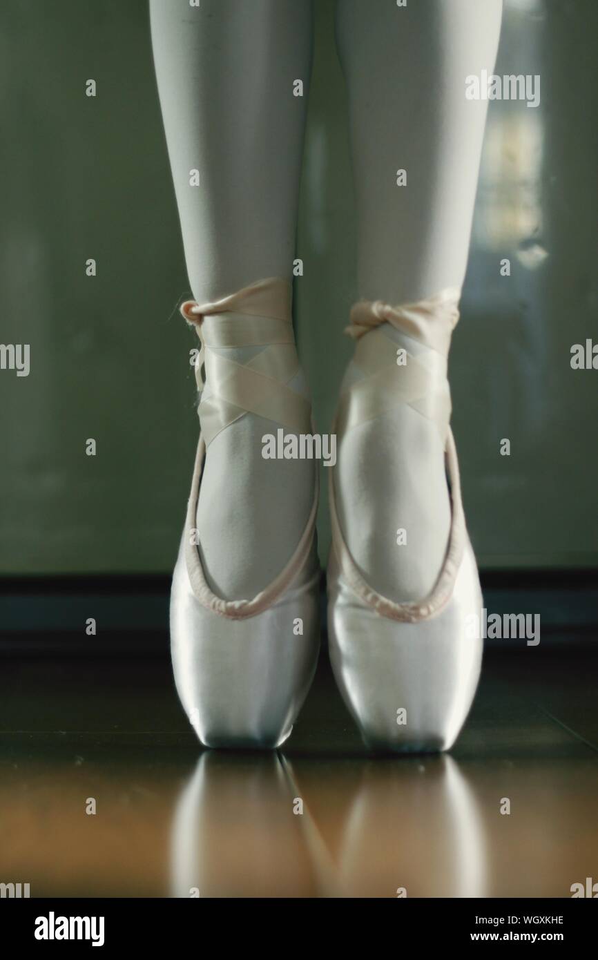 Tiptoeing High Resolution Stock Photography and Images - Alamy