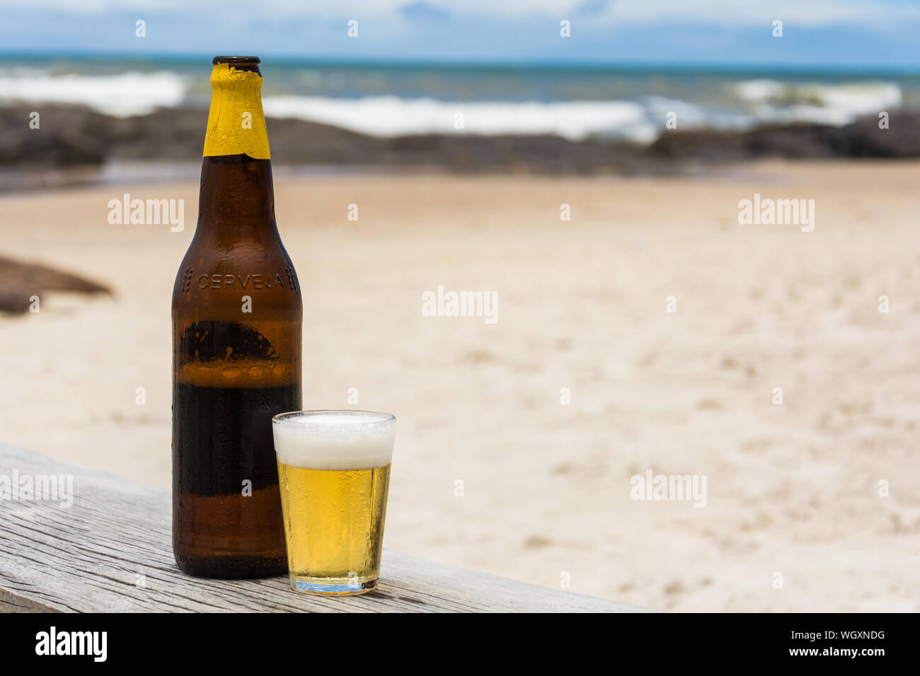 Beer in the sand beach hi-res stock photography and images - Alamy