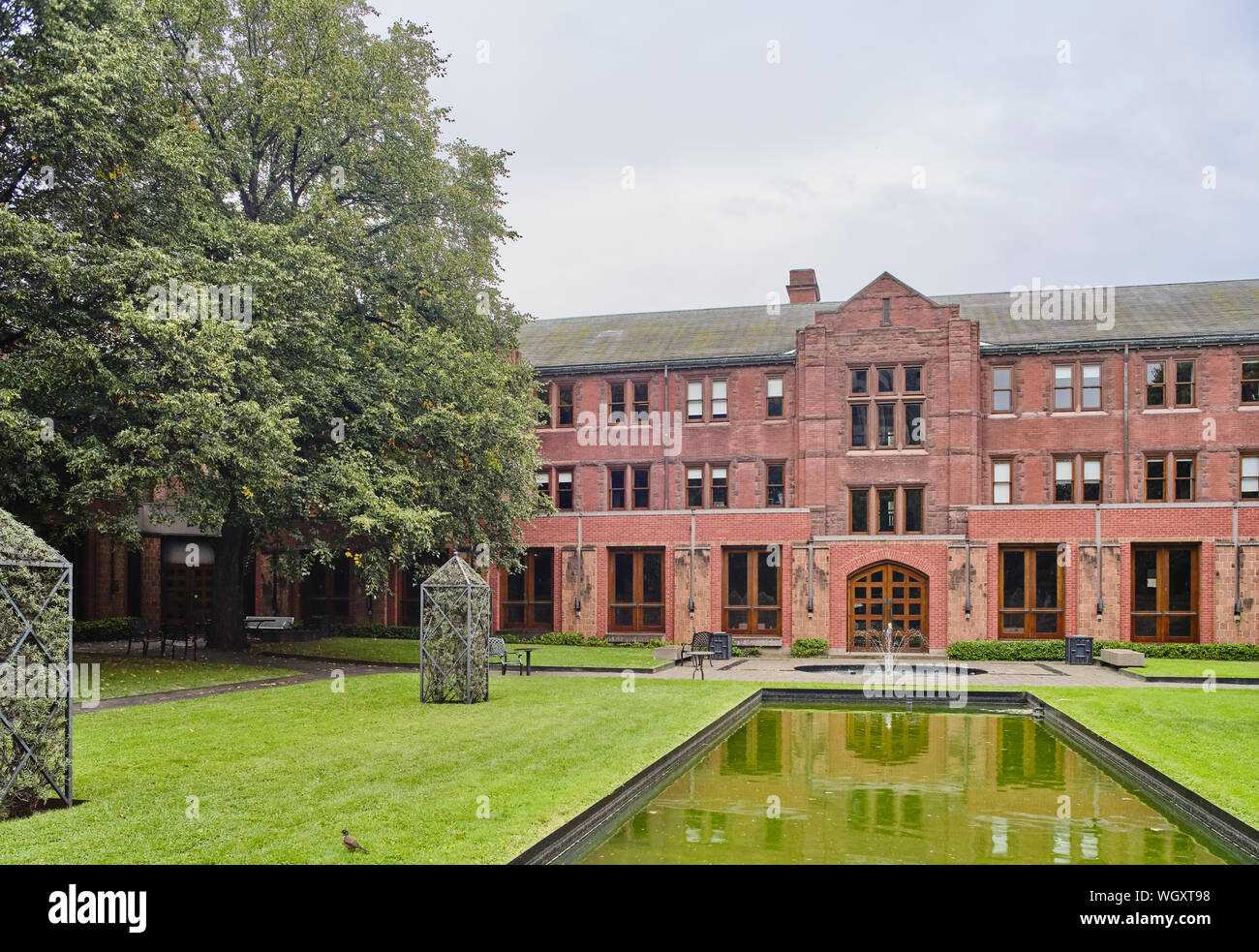 Munk school hi-res stock photography and images - Alamy
