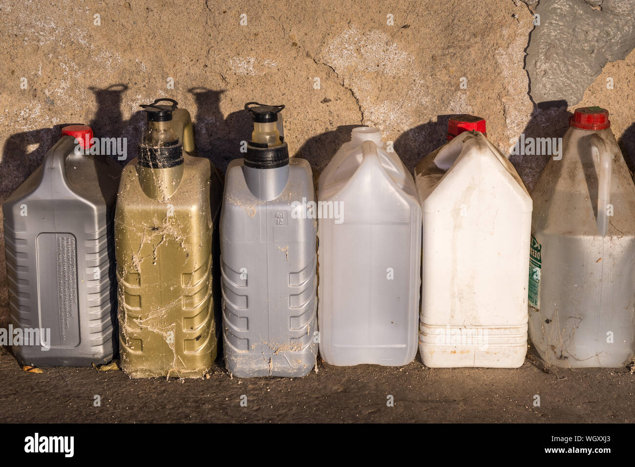Chemical containers hi-res stock photography and images - Alamy