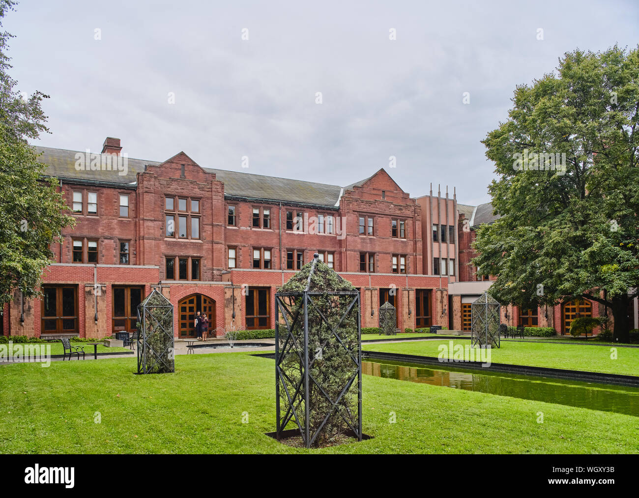 Munk school hi-res stock photography and images - Alamy