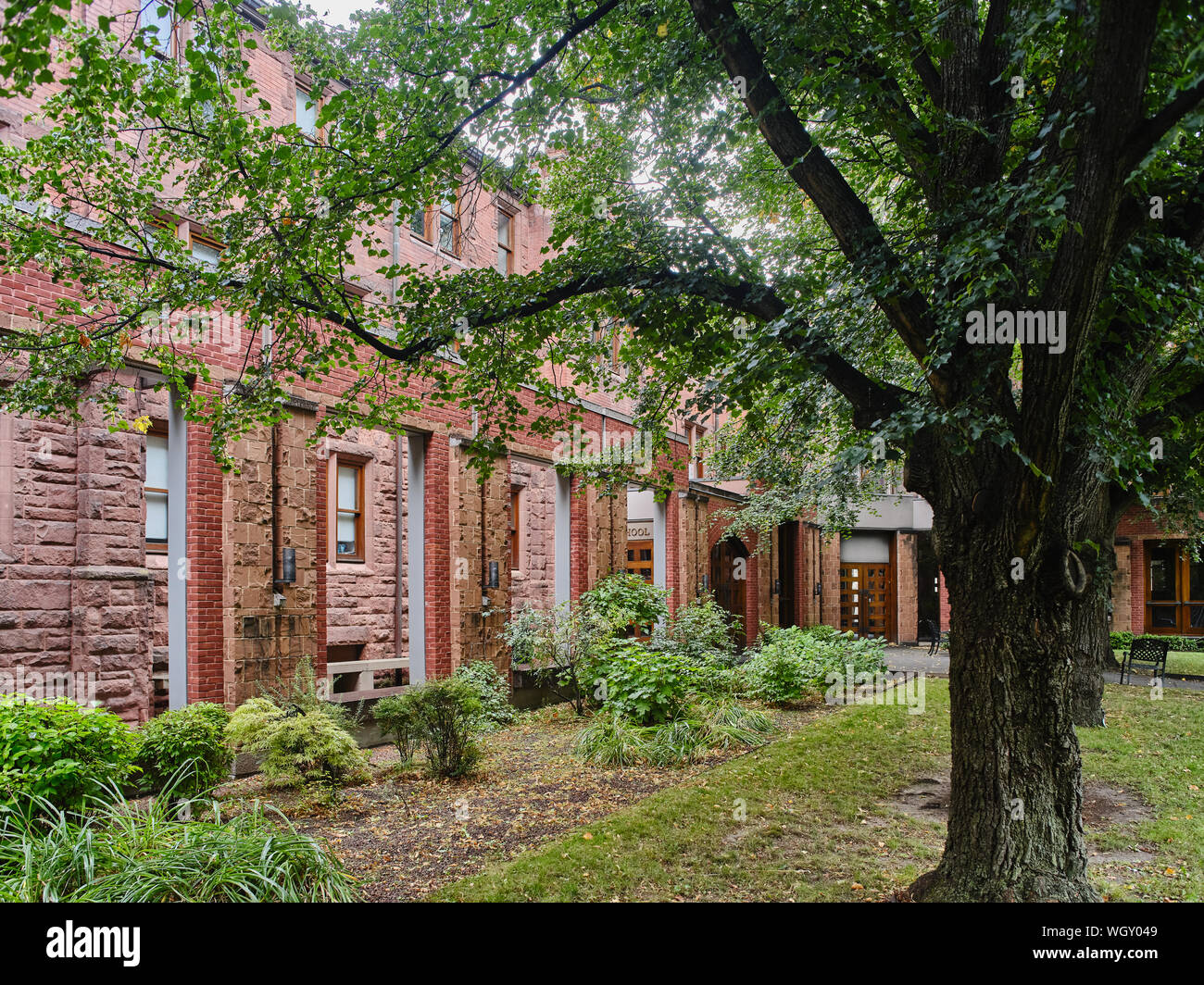 Magnate school hi-res stock photography and images - Alamy