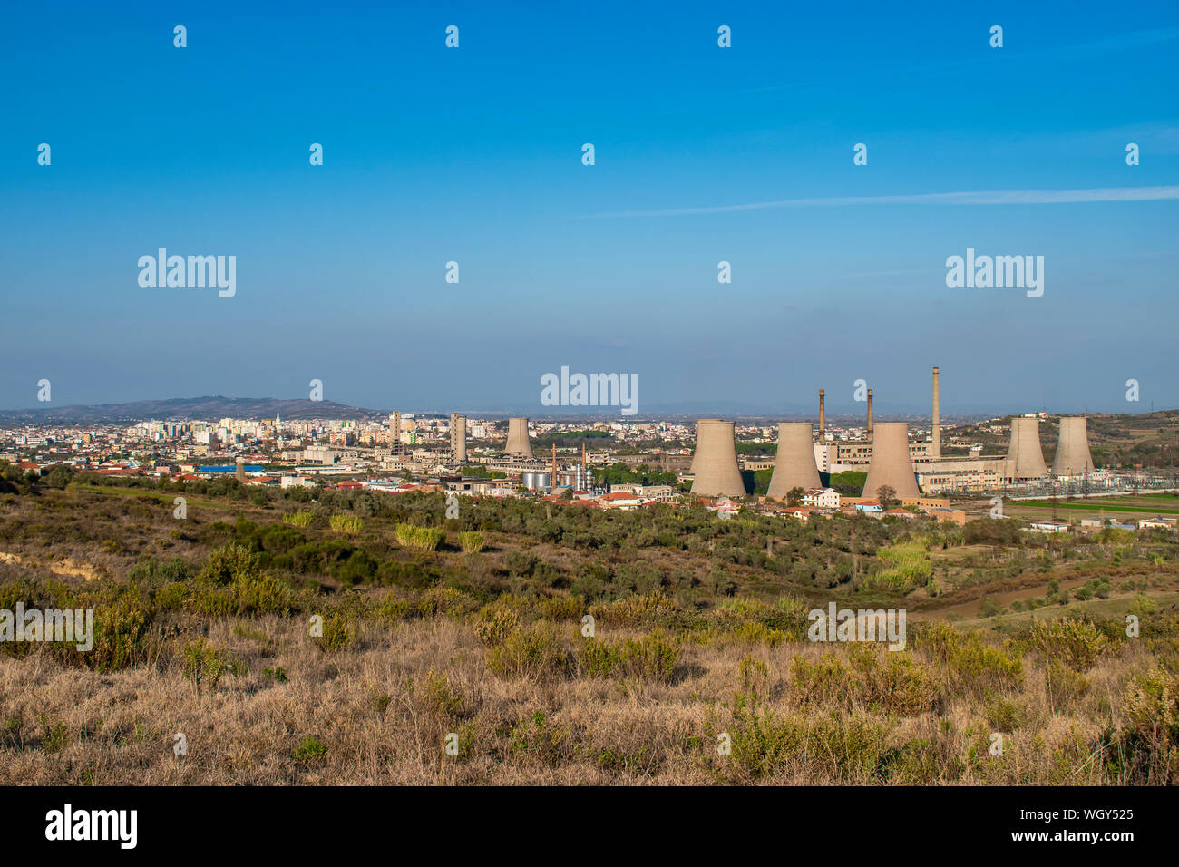 Fier refinery hi-res stock photography and images - Alamy