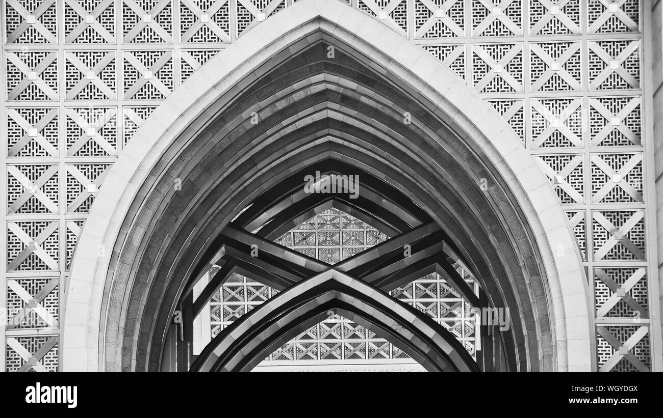 Exterior mosque hi-res stock photography and images - Alamy