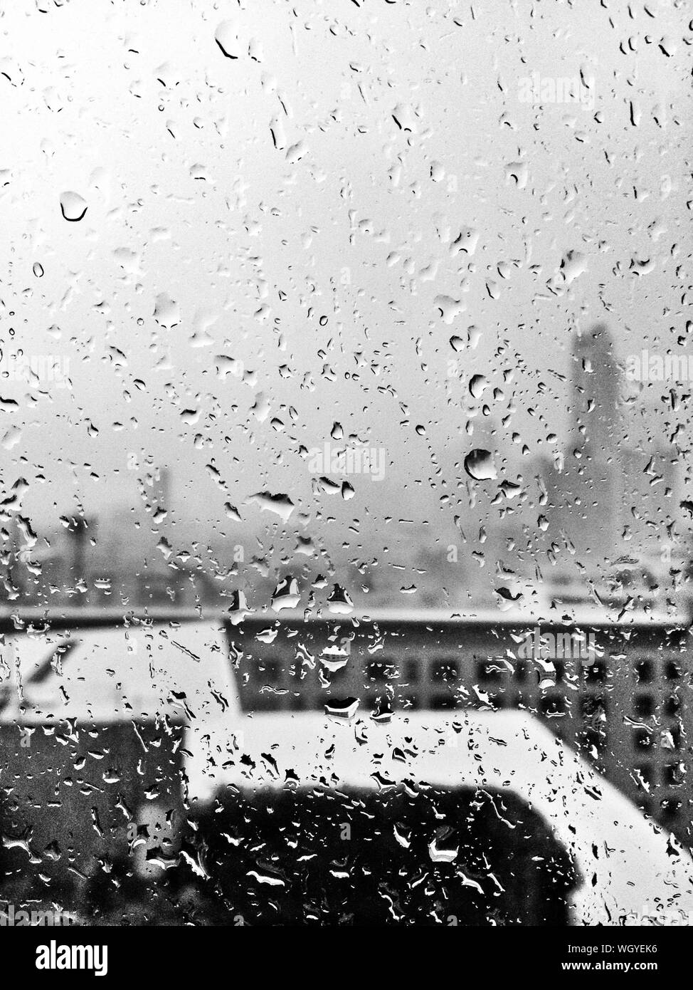 Rainy day windows hi-res stock photography and images - Alamy