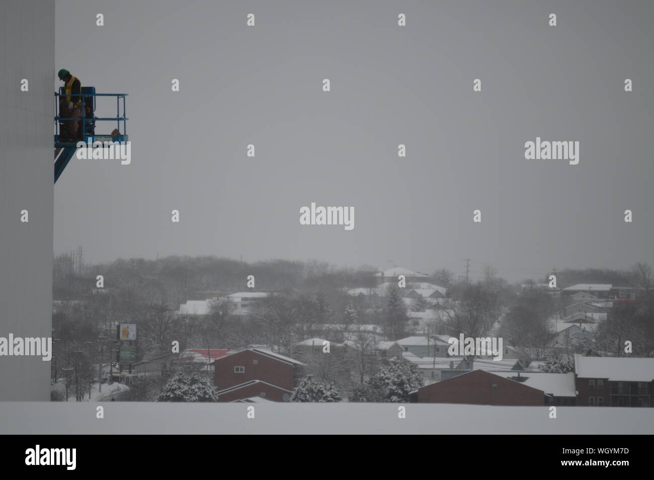 Person On Cherry Picker High Resolution Stock Photography and Images ...