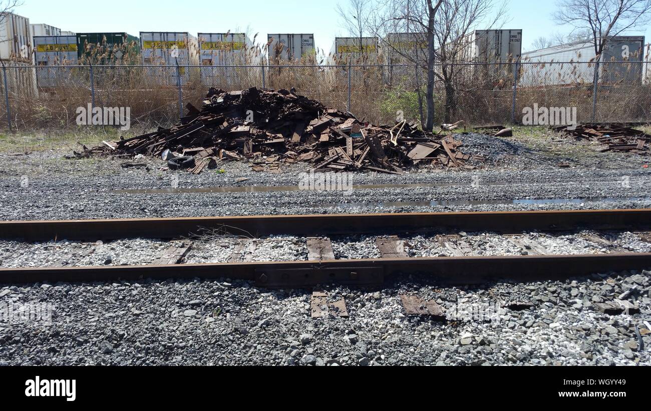 Railroad containers High Resolution Stock Photography and Images - Alamy